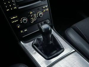 Melns Volvo XC90 2008 Jelgava, ar dzinēja tilpumu 2.40 L un nobraukumu 318 tūkst. km par 6150 €, foto 19 vietnē AUTOMOTO.COM.LV