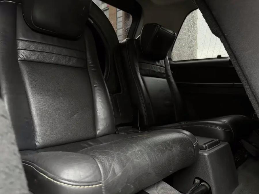 Black Volvo XC90 2008 in Riga, with an engine capacity of 2.40 L and mileage of 390 thousand km for 5490 €, photo 11 on AUTOMOTO.COM.LV