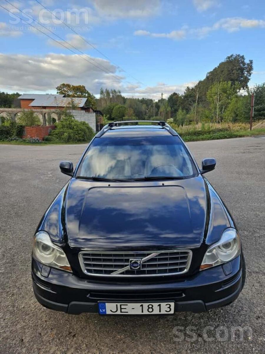Melns Volvo XC90 2008 Rīga, ar dzinēja tilpumu 2.40 L un nobraukumu 405 tūkst. km par 4500 €, foto 3 vietnē AUTOMOTO.COM.LV