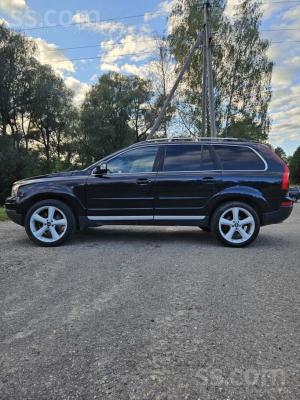 Melns Volvo XC90 2008 Rīga, ar dzinēja tilpumu 2.40 L un nobraukumu 405 tūkst. km par 4500 €, foto 15 vietnē AUTOMOTO.COM.LV
