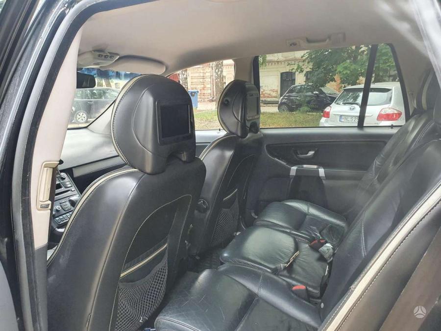 Melns Volvo XC90 2008 Kauņa, ar dzinēja tilpumu 2.40 L un nobraukumu 600 tūkst. km par 2750 €, foto 6 vietnē AUTOMOTO.COM.LV