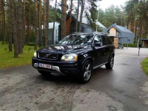 Black Volvo XC90 2008 in Vilnius, with an engine capacity of 2.40 L and mileage of 269 thousand km for 7900 €, photo 3 on AUTOMOTO.COM.LV