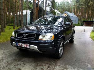 Black Volvo XC90 2008 in Vilnius, with an engine capacity of 2.40 L and mileage of 269 thousand km for 7900 €, photo 4 on AUTOMOTO.COM.LV