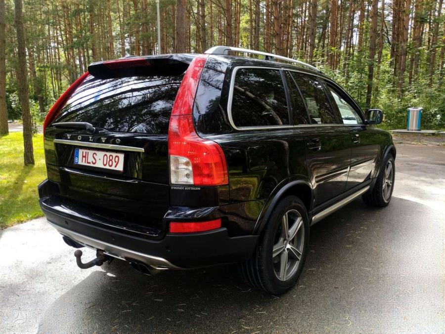 Black Volvo XC90 2008 in Vilnius, with an engine capacity of 2.40 L and mileage of 269 thousand km for 7900 €, photo 7 on AUTOMOTO.COM.LV