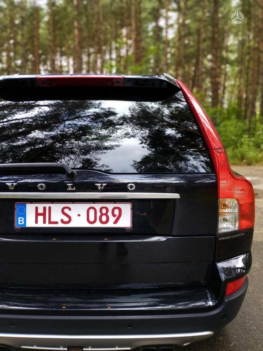 Black Volvo XC90 2008 in Vilnius, with an engine capacity of 2.40 L and mileage of 269 thousand km for 7900 €, photo 11 on AUTOMOTO.COM.LV