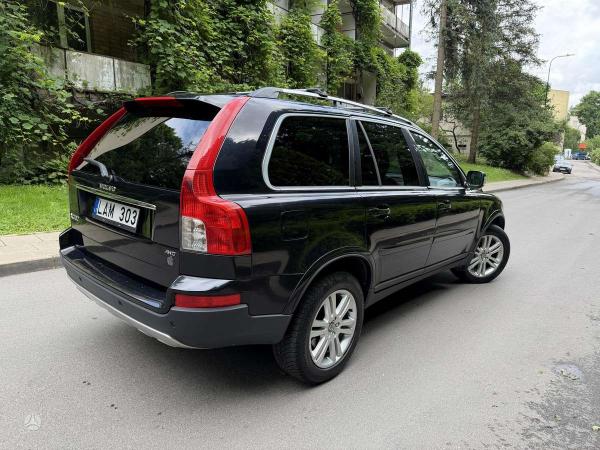Melns Volvo XC90 2008 Viļņa, ar dzinēja tilpumu 2.40 L un nobraukumu 300 tūkst. km par 4450 €, foto 10 vietnē AUTOMOTO.COM.LV