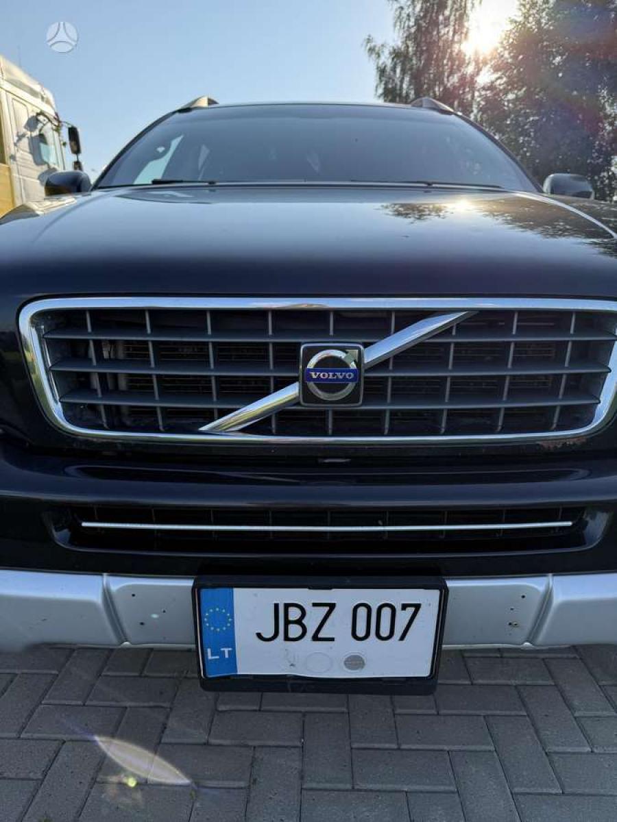 Черный Вольво ХС90 2008 в Вильнюс, объемом двигателя 2.40 л и пробегом 344 тыс. км за 6800 €, фото 11 на AUTOMOTO.COM.LV