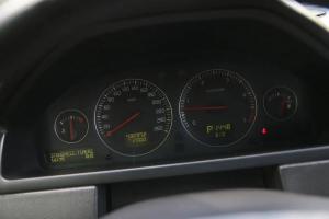 Черный Вольво ХС90 2008 в Рига, объемом двигателя 2.40 л и пробегом 433 тыс. км за 3490 €, фото 15 на AUTOMOTO.COM.LV