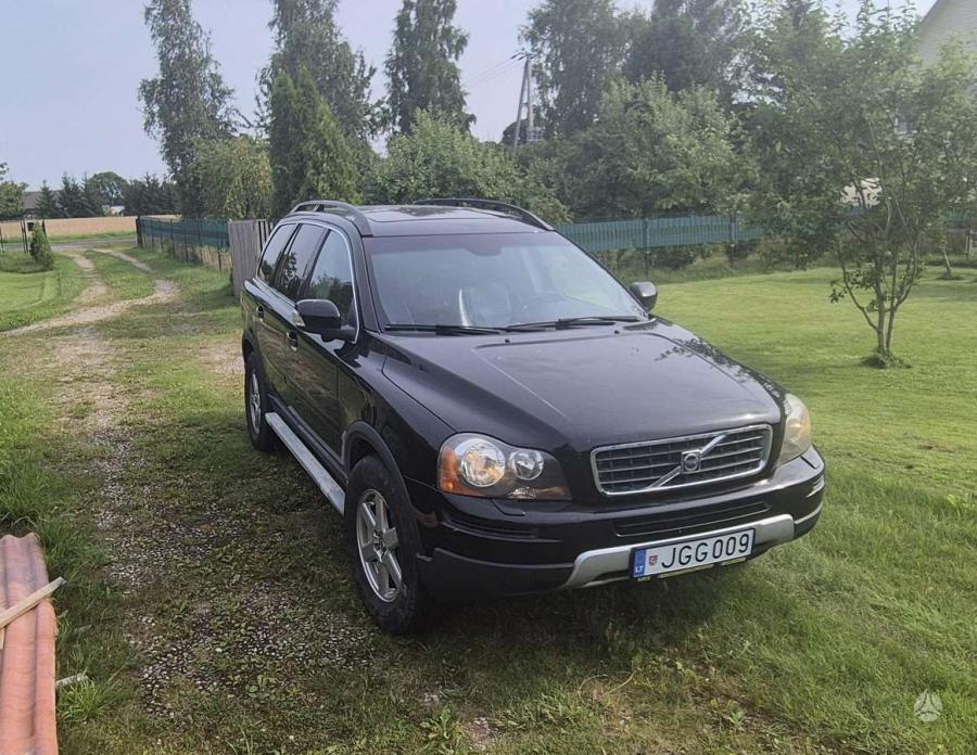 Black Volvo XC90 2008 in Skuodas, with an engine capacity of 3.19 L and mileage of 200 thousand km for 6200 €, photo 5 on AUTOMOTO.COM.LV