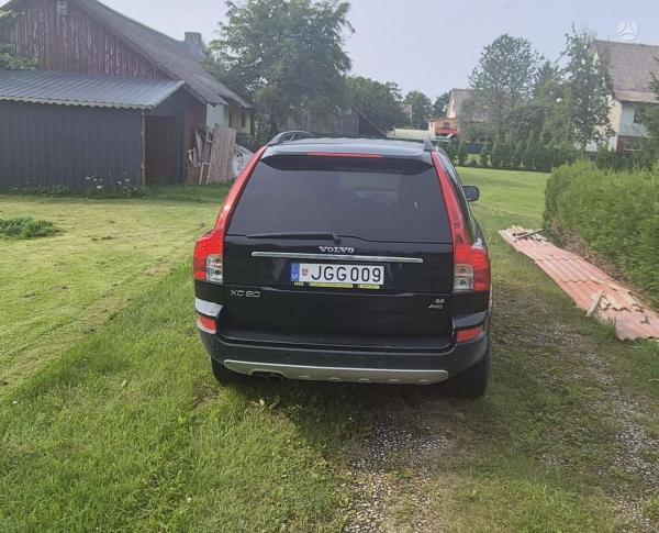 Black Volvo XC90 2008 in Skuodas, with an engine capacity of 3.19 L and mileage of 200 thousand km for 6200 €, photo 6 on AUTOMOTO.COM.LV