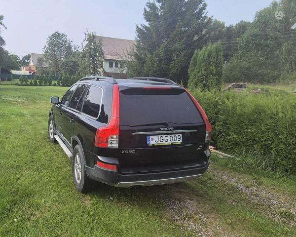Black Volvo XC90 2008 in Skuodas, with an engine capacity of 3.19 L and mileage of 200 thousand km for 6200 €, photo 7 on AUTOMOTO.COM.LV