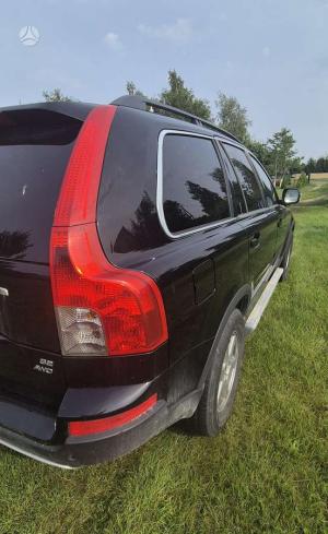 Black Volvo XC90 2008 in Skuodas, with an engine capacity of 3.19 L and mileage of 200 thousand km for 6200 €, photo 10 on AUTOMOTO.COM.LV