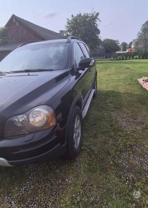 Black Volvo XC90 2008 in Skuodas, with an engine capacity of 3.19 L and mileage of 200 thousand km for 6200 €, photo 12 on AUTOMOTO.COM.LV