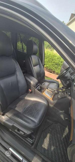Black Volvo XC90 2008 in Skuodas, with an engine capacity of 3.19 L and mileage of 200 thousand km for 6200 €, photo 20 on AUTOMOTO.COM.LV