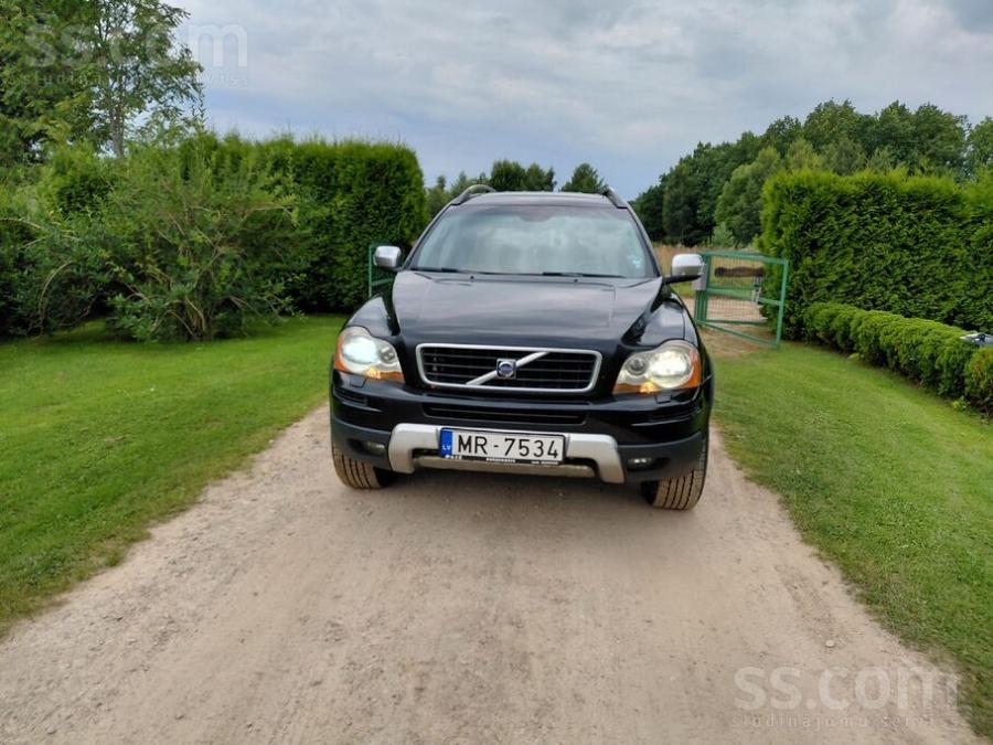 Melns Volvo XC90 2008 Valmiera, ar dzinēja tilpumu 2.40 L un nobraukumu 0 tūkst. km par 5250 €, foto 3 vietnē AUTOMOTO.COM.LV