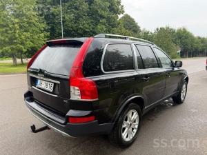 Black Volvo XC90 2008 in Liepaja, with an engine capacity of 2.40 L and mileage of 252 thousand km for 7500 €, photo 3 on AUTOMOTO.COM.LV