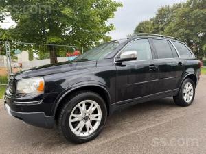 Black Volvo XC90 2008 in Liepaja, with an engine capacity of 2.40 L and mileage of 252 thousand km for 7500 €, photo 10 on AUTOMOTO.COM.LV
