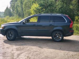 Black Volvo XC90 2008 in Jelgava, with an engine capacity of 2.40 L and mileage of 395 thousand km for 5840 €, photo 3 on AUTOMOTO.COM.LV