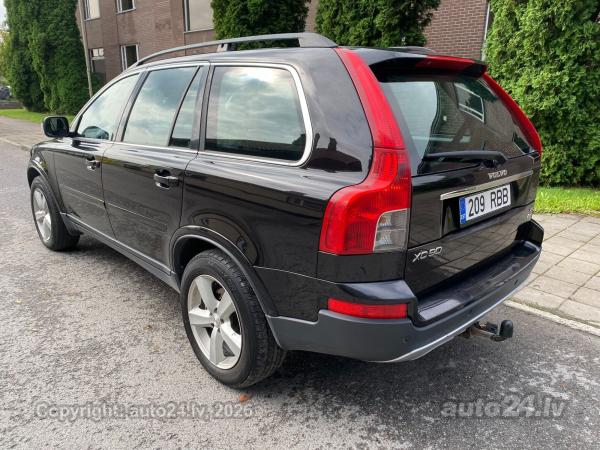 Melns Volvo XC90 2008 Paide, ar dzinēja tilpumu 2.40 L un nobraukumu 417 tūkst. km par 5350 €, foto 5 vietnē AUTOMOTO.COM.LV