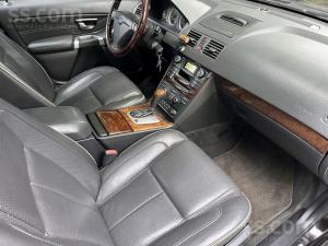 Melns Volvo XC90 2008 Rīga, ar dzinēja tilpumu 2.40 L un nobraukumu 296 tūkst. km par 8500 €, foto 17 vietnē AUTOMOTO.COM.LV