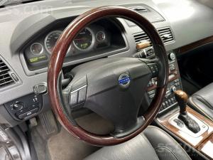 Melns Volvo XC90 2008 Rīga, ar dzinēja tilpumu 2.40 L un nobraukumu 296 tūkst. km par 8500 €, foto 23 vietnē AUTOMOTO.COM.LV