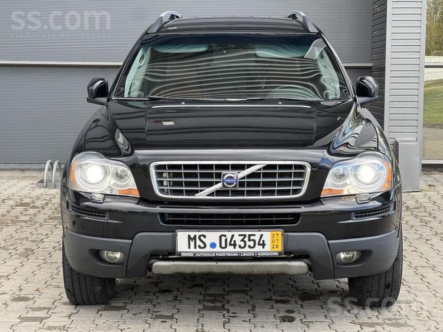 Melns Volvo XC90 2008 Jēkabpils, ar dzinēja tilpumu 2.40 L un nobraukumu 321 tūkst. km par 6950 €, foto 5 vietnē AUTOMOTO.COM.LV
