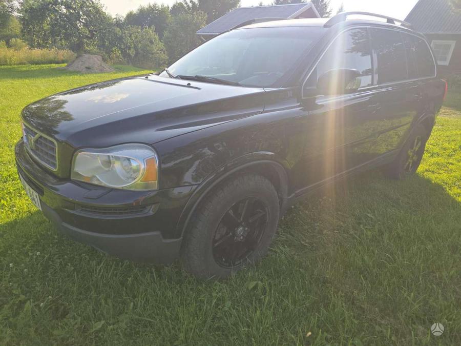Melns Volvo XC90 2008 Kauņa, ar dzinēja tilpumu 3.19 L un nobraukumu 300 tūkst. km par 4500 €, foto 1 vietnē AUTOMOTO.COM.LV