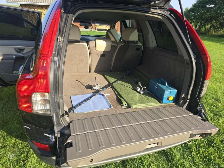 Melns Volvo XC90 2008 Kauņa, ar dzinēja tilpumu 3.19 L un nobraukumu 300 tūkst. km par 4500 €, foto 6 vietnē AUTOMOTO.COM.LV