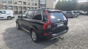 Black Volvo XC90 2008 in Vilnius, with an engine capacity of 2.40 L and mileage of 408 thousand km for 5800 €, photo 3 on AUTOMOTO.COM.LV