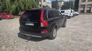 Black Volvo XC90 2008 in Vilnius, with an engine capacity of 2.40 L and mileage of 408 thousand km for 5800 €, photo 4 on AUTOMOTO.COM.LV