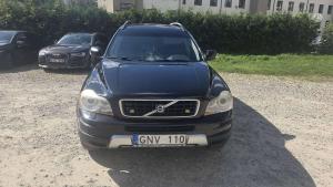 Black Volvo XC90 2008 in Vilnius, with an engine capacity of 2.40 L and mileage of 408 thousand km for 5800 €, photo 6 on AUTOMOTO.COM.LV