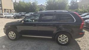 Black Volvo XC90 2008 in Vilnius, with an engine capacity of 2.40 L and mileage of 408 thousand km for 5800 €, photo 7 on AUTOMOTO.COM.LV
