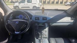 Black Volvo XC90 2008 in Vilnius, with an engine capacity of 2.40 L and mileage of 408 thousand km for 5800 €, photo 10 on AUTOMOTO.COM.LV