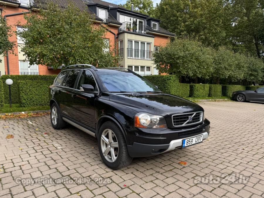 Melns Volvo XC90 2008 Tartu, ar dzinēja tilpumu 2.40 L un nobraukumu 382 tūkst. km par 6800 €, foto 1 vietnē AUTOMOTO.COM.LV