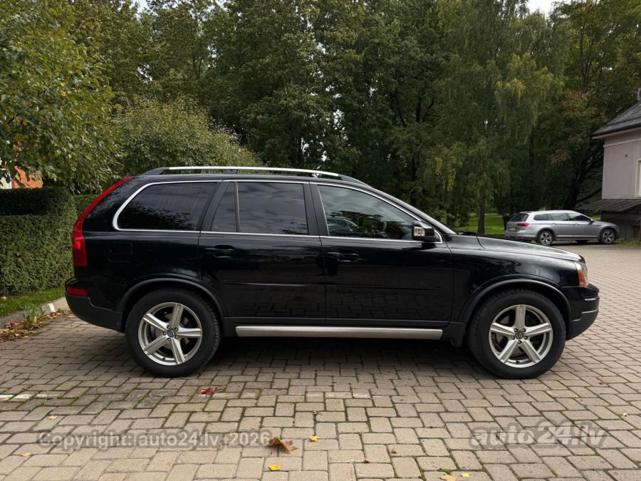 Melns Volvo XC90 2008 Tartu, ar dzinēja tilpumu 2.40 L un nobraukumu 382 tūkst. km par 6800 €, foto 6 vietnē AUTOMOTO.COM.LV
