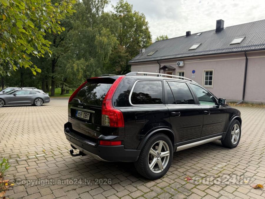Melns Volvo XC90 2008 Tartu, ar dzinēja tilpumu 2.40 L un nobraukumu 382 tūkst. km par 6800 €, foto 7 vietnē AUTOMOTO.COM.LV