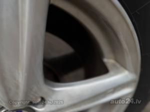 Melns Volvo XC90 2008 Tartu, ar dzinēja tilpumu 2.40 L un nobraukumu 382 tūkst. km par 6800 €, foto 29 vietnē AUTOMOTO.COM.LV