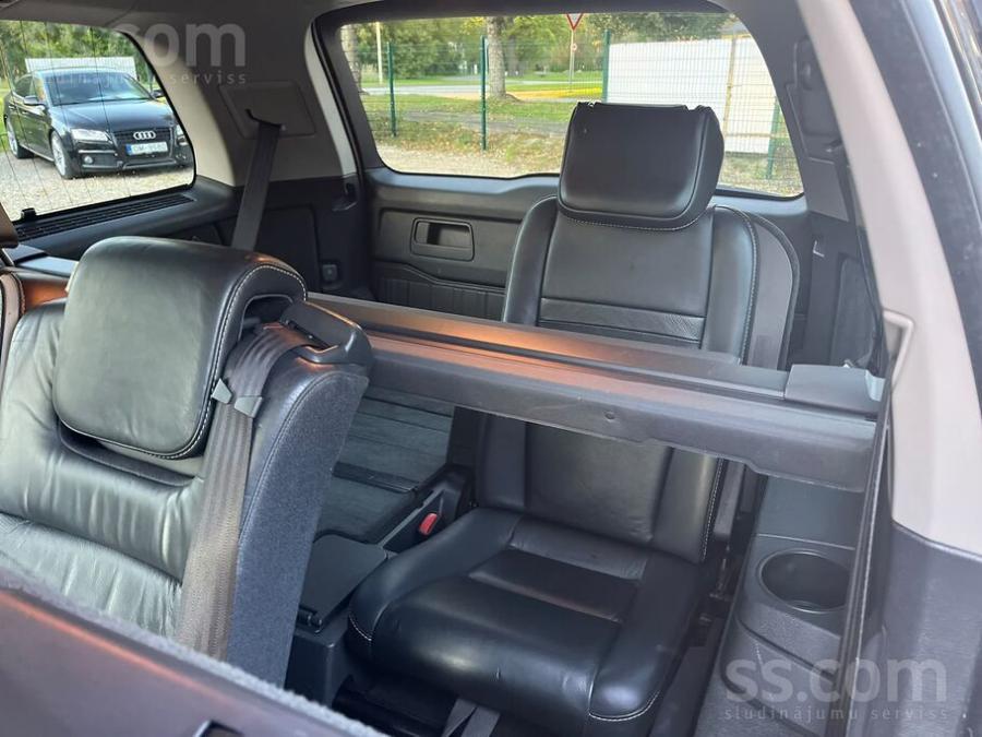 Melns Volvo XC90 2008 Kuldīga, ar dzinēja tilpumu 2.40 L un nobraukumu 333 tūkst. km par 7690 €, foto 12 vietnē AUTOMOTO.COM.LV