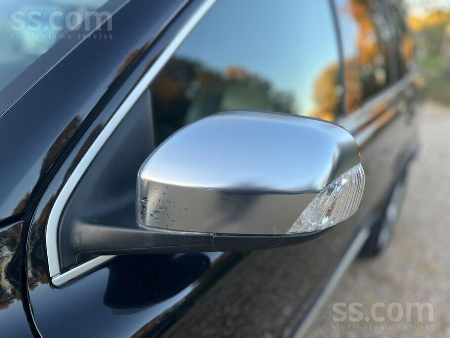 Melns Volvo XC90 2008 Kuldīga, ar dzinēja tilpumu 2.40 L un nobraukumu 333 tūkst. km par 7690 €, foto 28 vietnē AUTOMOTO.COM.LV