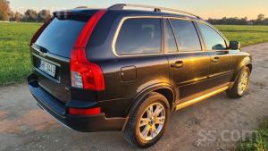 Melns Volvo XC90 2008 Ogre, ar dzinēja tilpumu 2.40 L un nobraukumu 332 tūkst. km par 6500 €, foto 4 vietnē AUTOMOTO.COM.LV