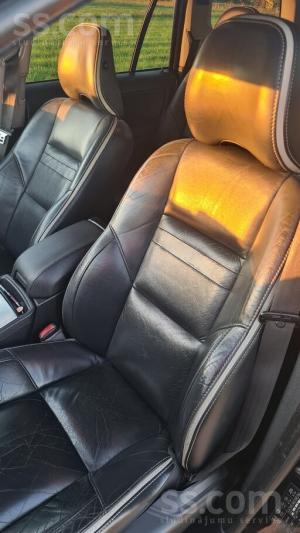Melns Volvo XC90 2008 Ogre, ar dzinēja tilpumu 2.40 L un nobraukumu 332 tūkst. km par 6500 €, foto 6 vietnē AUTOMOTO.COM.LV