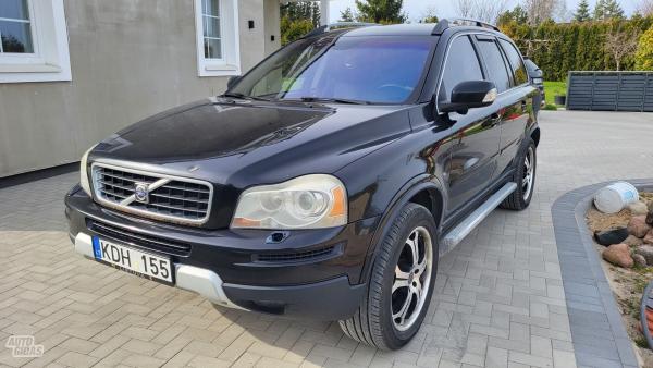 Volvo XC90 2008 Plungė vietnē Melns Volvo XC90 2008 Plungė, ar dzinēja tilpumu 2.40 L un nobraukumu 385 tūkst. km par 3100 €, foto 1 vietnē AUTOMOTO.COM.LV