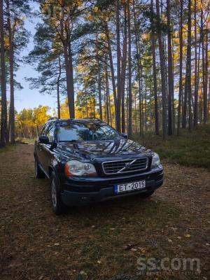 Black Volvo XC90 2008 in Riga, with an engine capacity of 2.40 L and mileage of 453 thousand km for 3000 €, photo 3 on AUTOMOTO.COM.LV