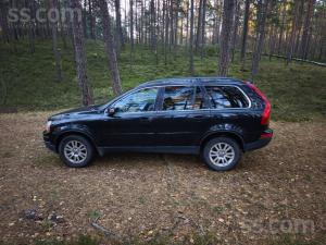 Black Volvo XC90 2008 in Riga, with an engine capacity of 2.40 L and mileage of 453 thousand km for 3000 €, photo 6 on AUTOMOTO.COM.LV