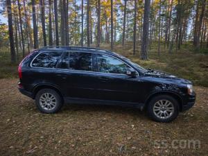 Black Volvo XC90 2008 in Riga, with an engine capacity of 2.40 L and mileage of 453 thousand km for 3000 €, photo 7 on AUTOMOTO.COM.LV