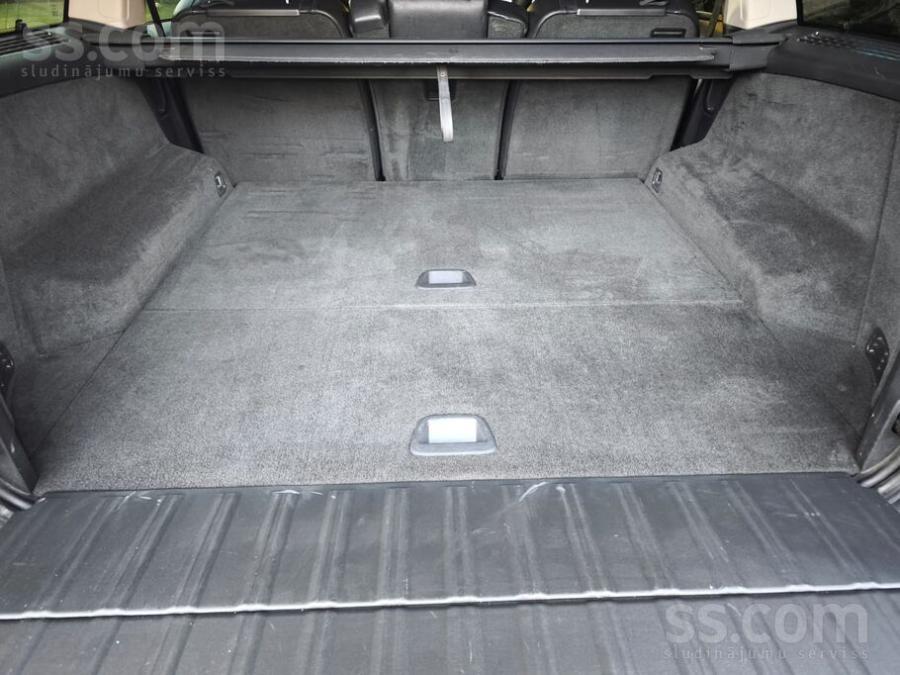 Black Volvo XC90 2008 in Riga, with an engine capacity of 2.40 L and mileage of 453 thousand km for 3000 €, photo 17 on AUTOMOTO.COM.LV