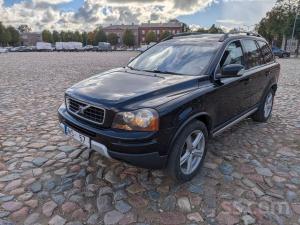 Melns Volvo XC90 2008 Liepāja, ar dzinēja tilpumu 2.40 L un nobraukumu 367 tūkst. km par 3250 €, foto 3 vietnē AUTOMOTO.COM.LV