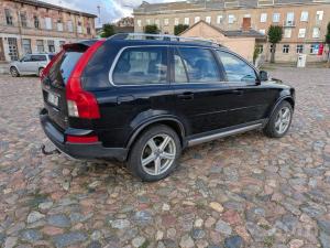 Melns Volvo XC90 2008 Liepāja, ar dzinēja tilpumu 2.40 L un nobraukumu 367 tūkst. km par 3250 €, foto 5 vietnē AUTOMOTO.COM.LV