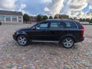 Melns Volvo XC90 2008 Liepāja, ar dzinēja tilpumu 2.40 L un nobraukumu 367 tūkst. km par 3250 €, foto 7 vietnē AUTOMOTO.COM.LV