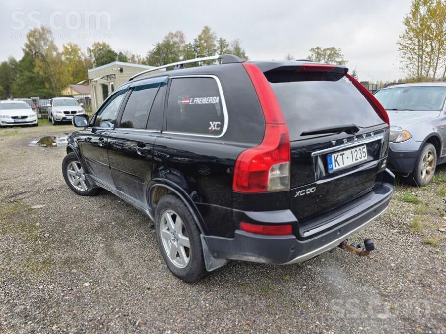 Melns Volvo XC90 2008 Rīga, ar dzinēja tilpumu 2.40 L un nobraukumu 0 tūkst. km par 3200 €, foto 6 vietnē AUTOMOTO.COM.LV